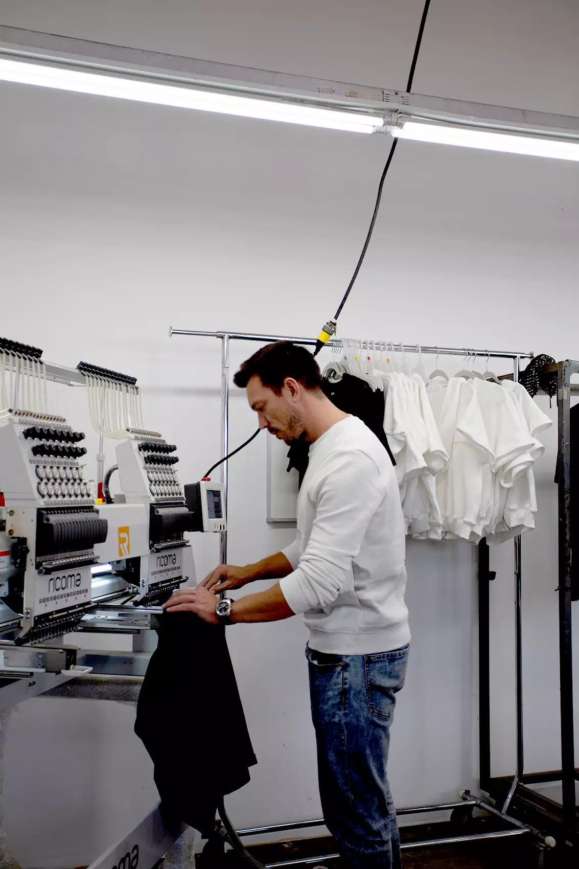 AM WEARHOUSE | FACTORY